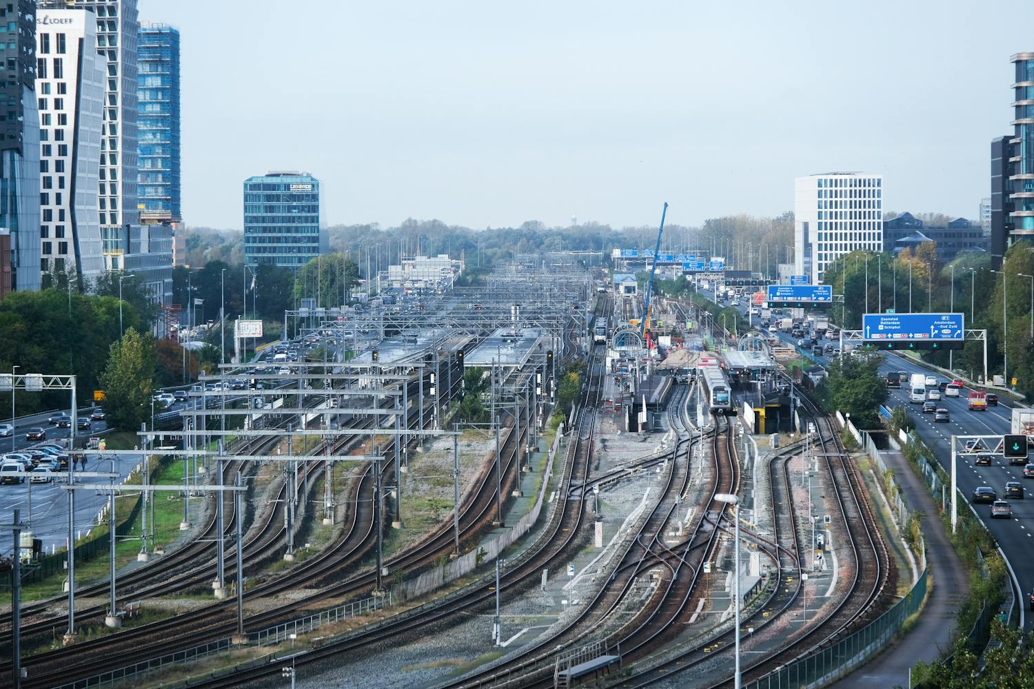 Zuidasdok dreigt bijna miljard euro duurder uit te pakken | BNR Nieuwsradio