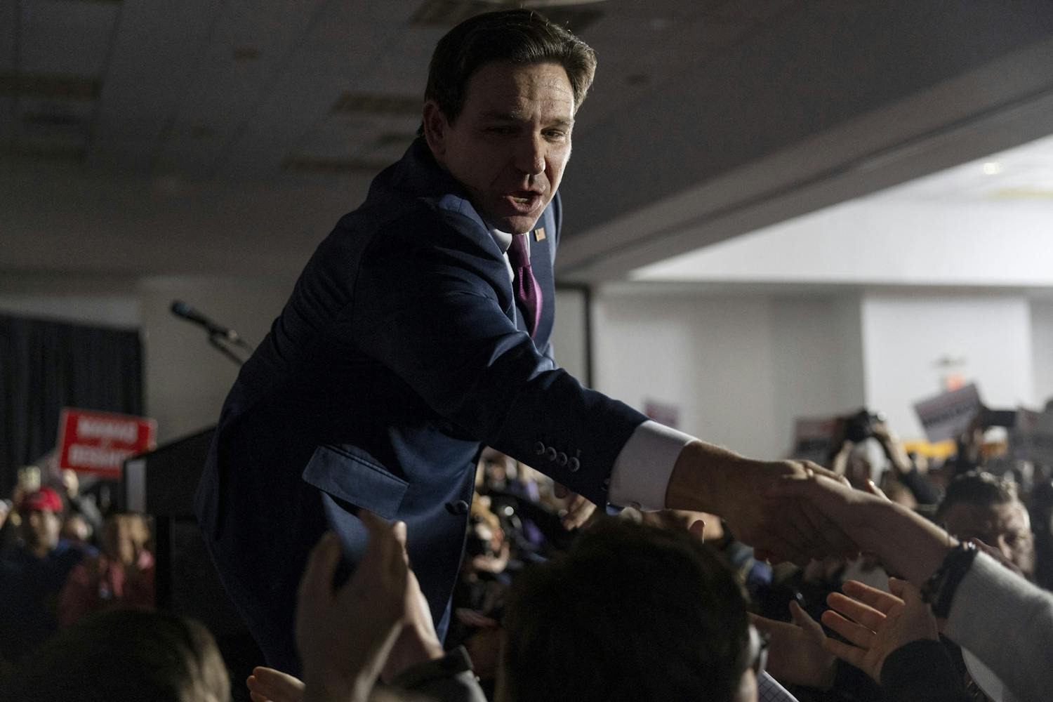 DeSantis eindigde wel tweede in Iowa, maar zijn kas is bijna leeg | BNR ...