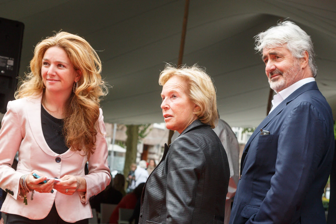 Nina Storms maakt comeback in dubieus beursfonds: ‘Beurskoers stuitert ...