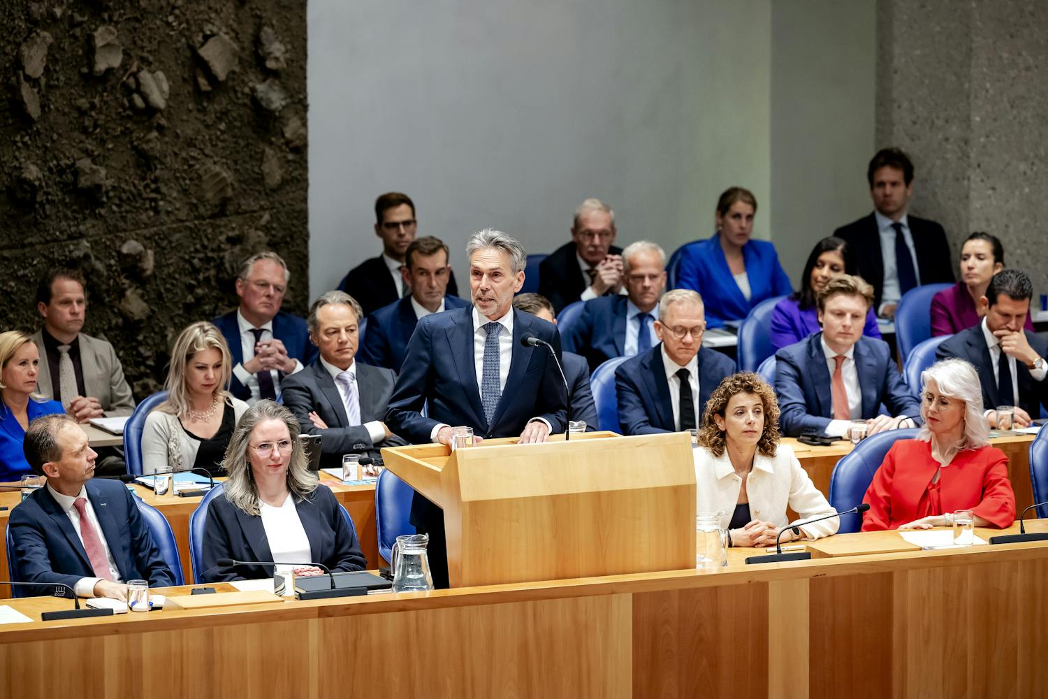 Kabinet-Schoof wankelt: ‘Ik hoop dat ze heelhuids door de zomer komen’ | BNR Nieuwsradio