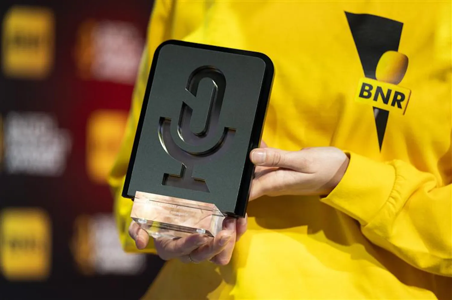 ‘Waar is Sarah’ beste podcast van Nederland! | Dutch Podcast Awards ...