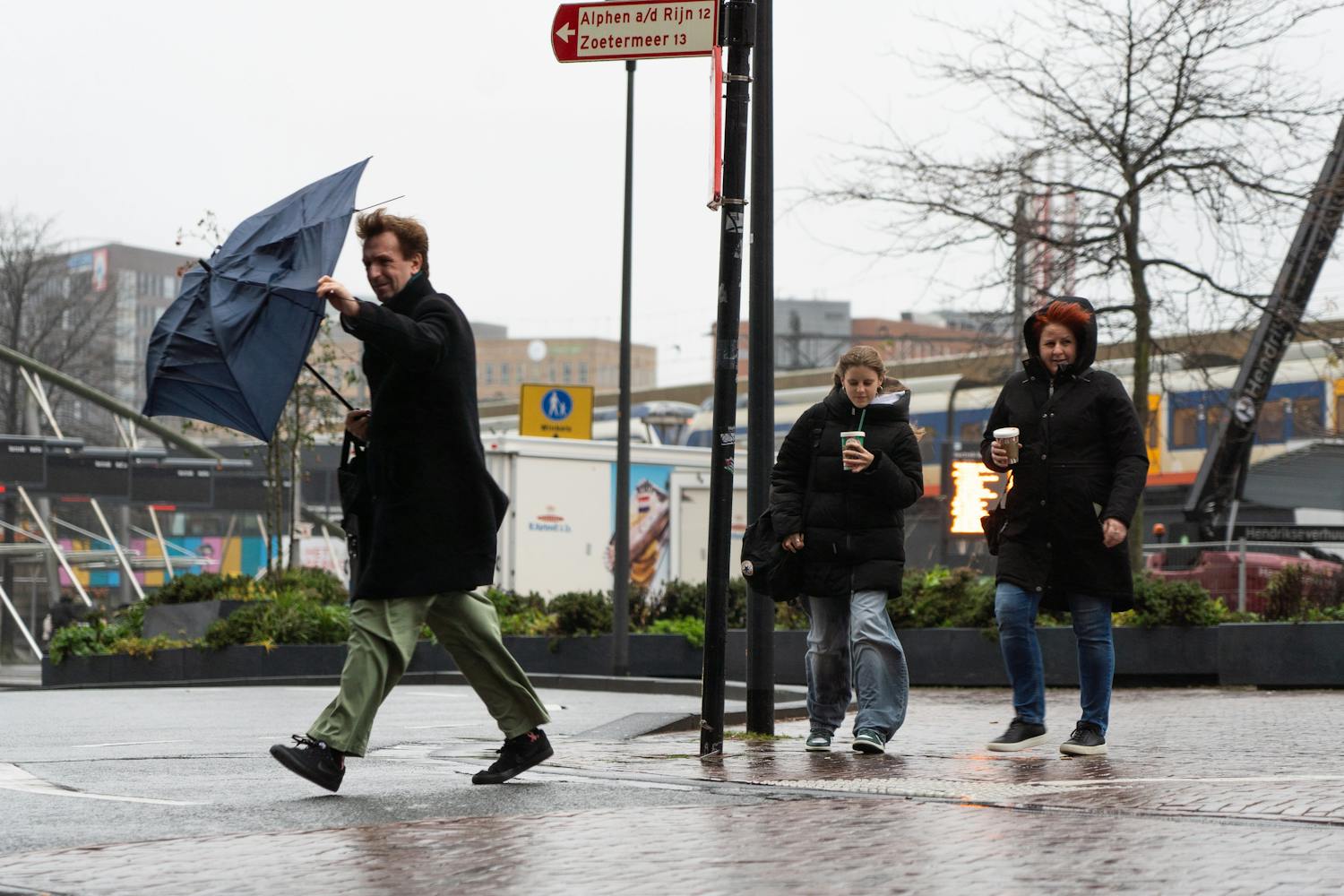 Storm Conall onderweg, windstoten tot 120 kilometer per uur | BNR ...