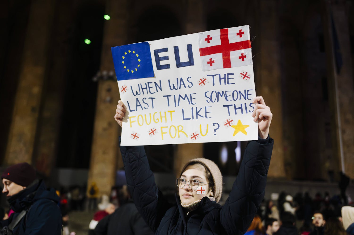 Georgië wil nog steeds EU-lid worden, zegt premier die onderhandelingen pauzeerde | BNR Nieuwsradio