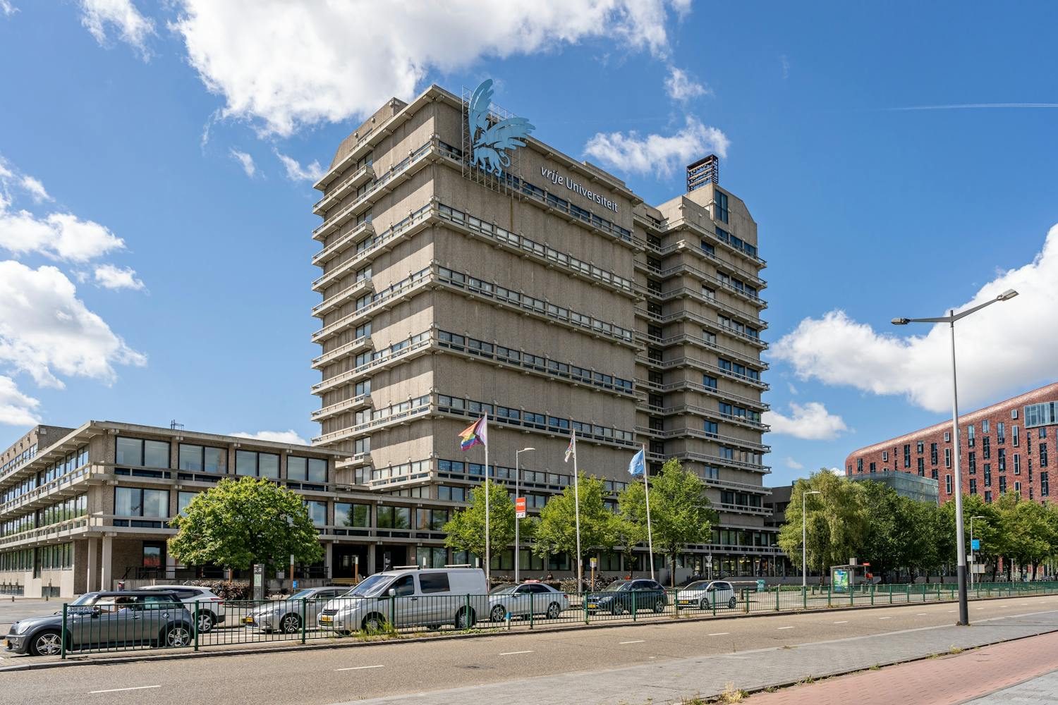 Universiteiten waarschuwen internationale studenten zonder huisvesting | BNR Nieuwsradio