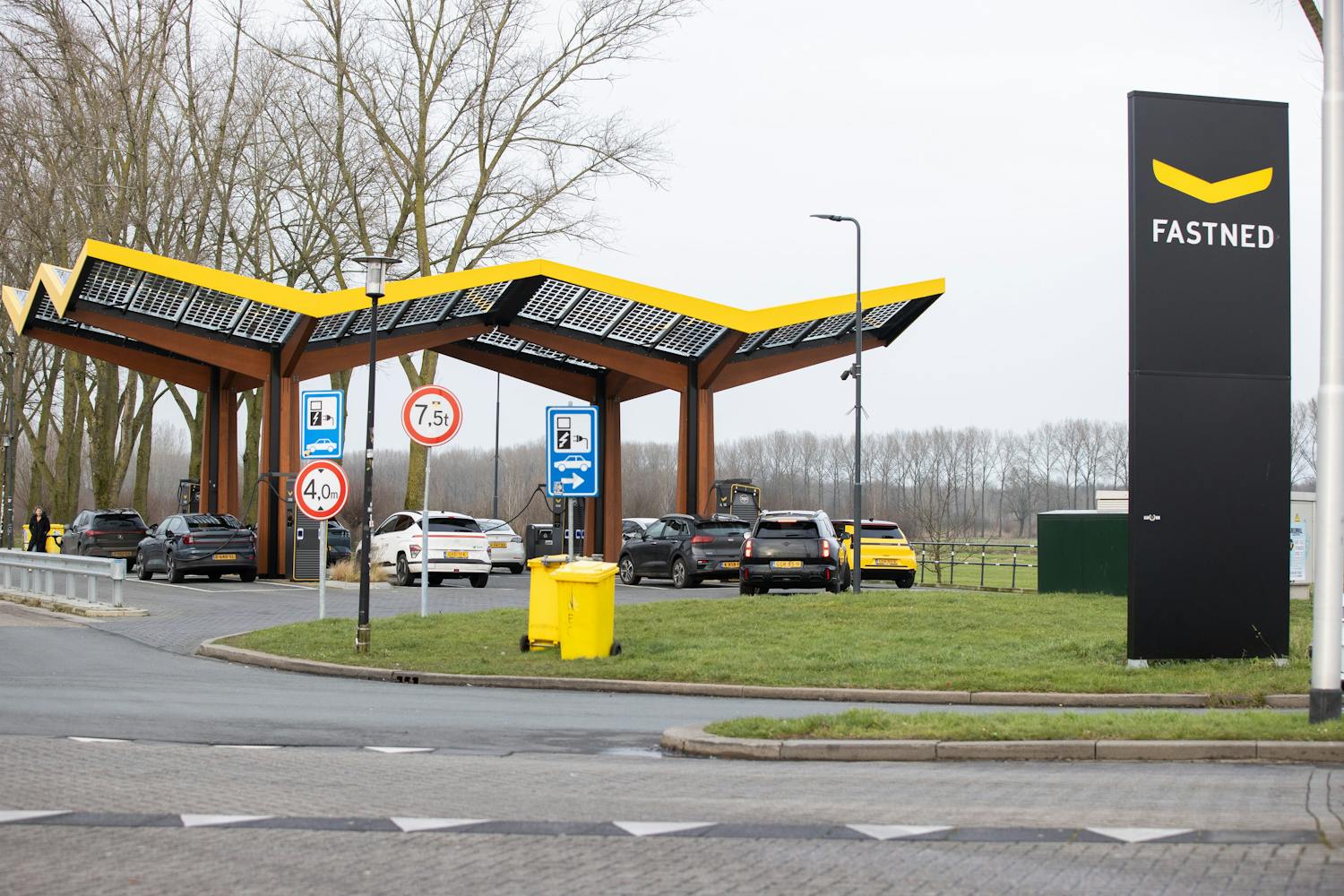 Fastned wil duizend laadstations, maar dan moet schuld fors stijgen | BNR Nieuwsradio