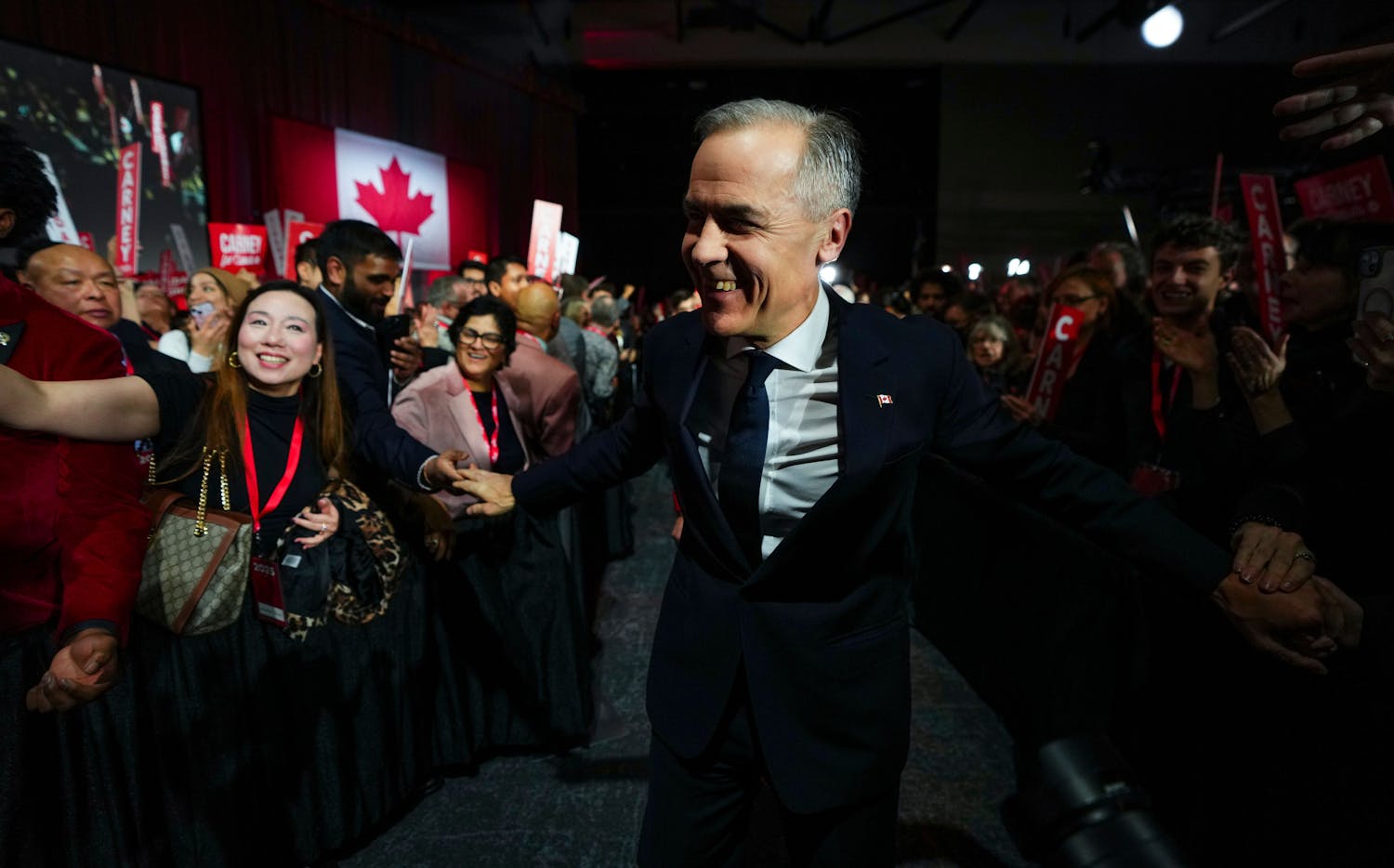 Mark Carney neemt in Canada stokje over van premier Justin Trudeau ...