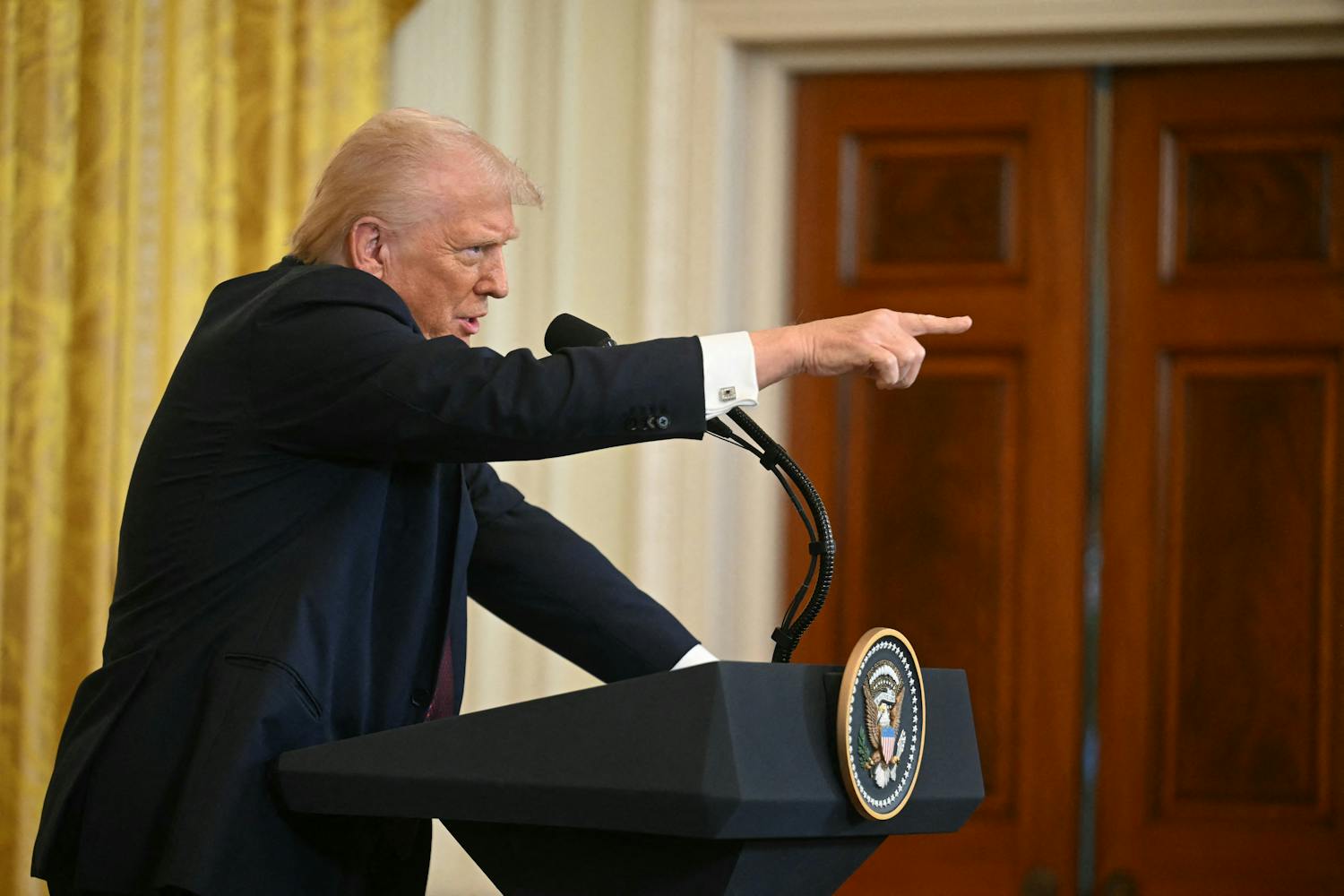 ‘Trump stond voor joker’ in gesprek met Poetin | BNR Nieuwsradio