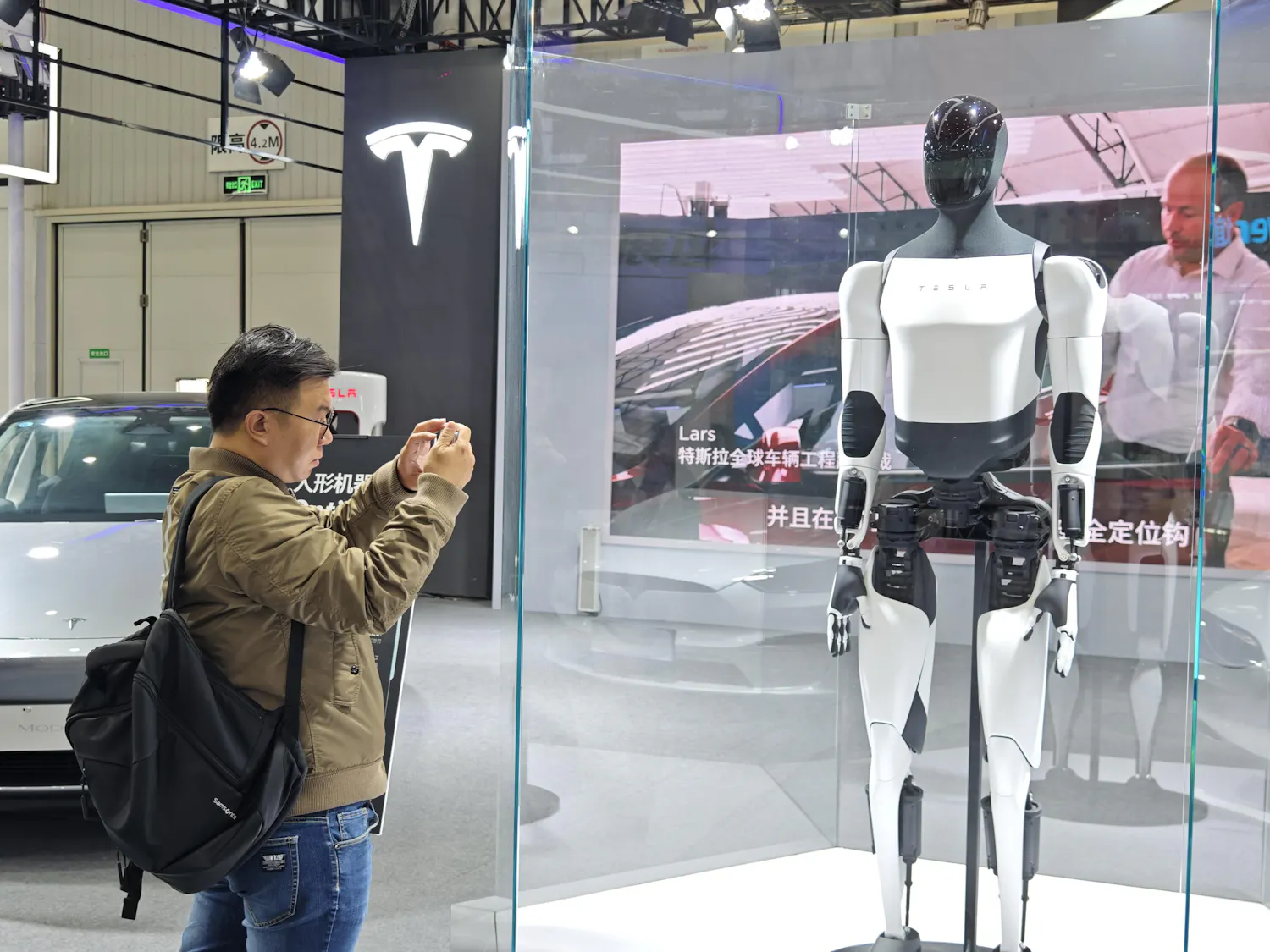 China zit met handelsbeperkingen Tesla-robot in de weg | BNR Nieuwsradio