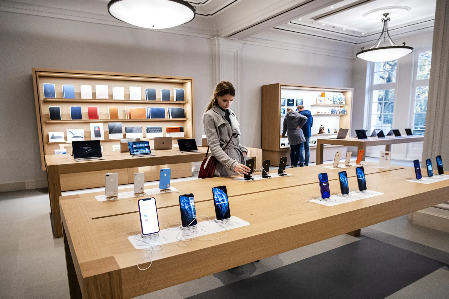 Apple overweegt prijsverhoging: ‘Nieuwe iPhone ruim boven 1000 dollar ...