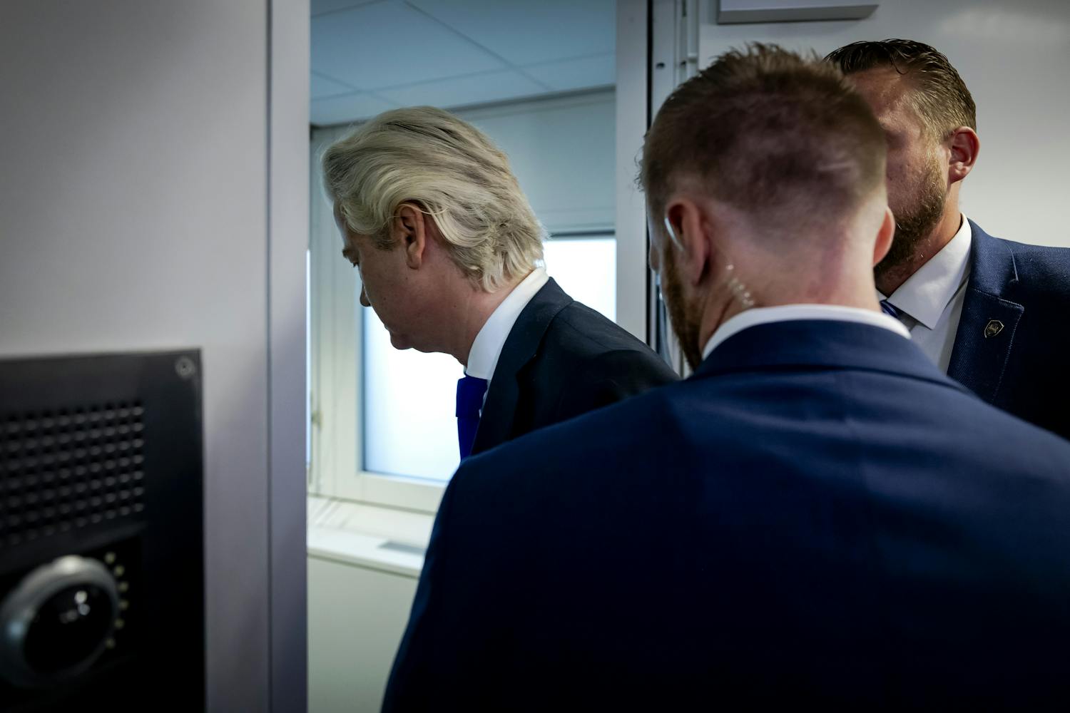 Geert Wilders (PVV) stapt uit coalitie: woede bij VVD, NSC en BBB: ‘Kamikazeactie’ | BNR Nieuwsradio