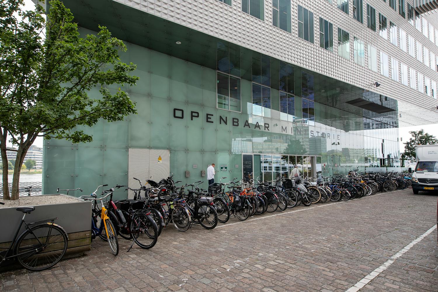 Rechtspraak werkt aan alternatieven nu OM zonder internet zit | BNR Nieuwsradio