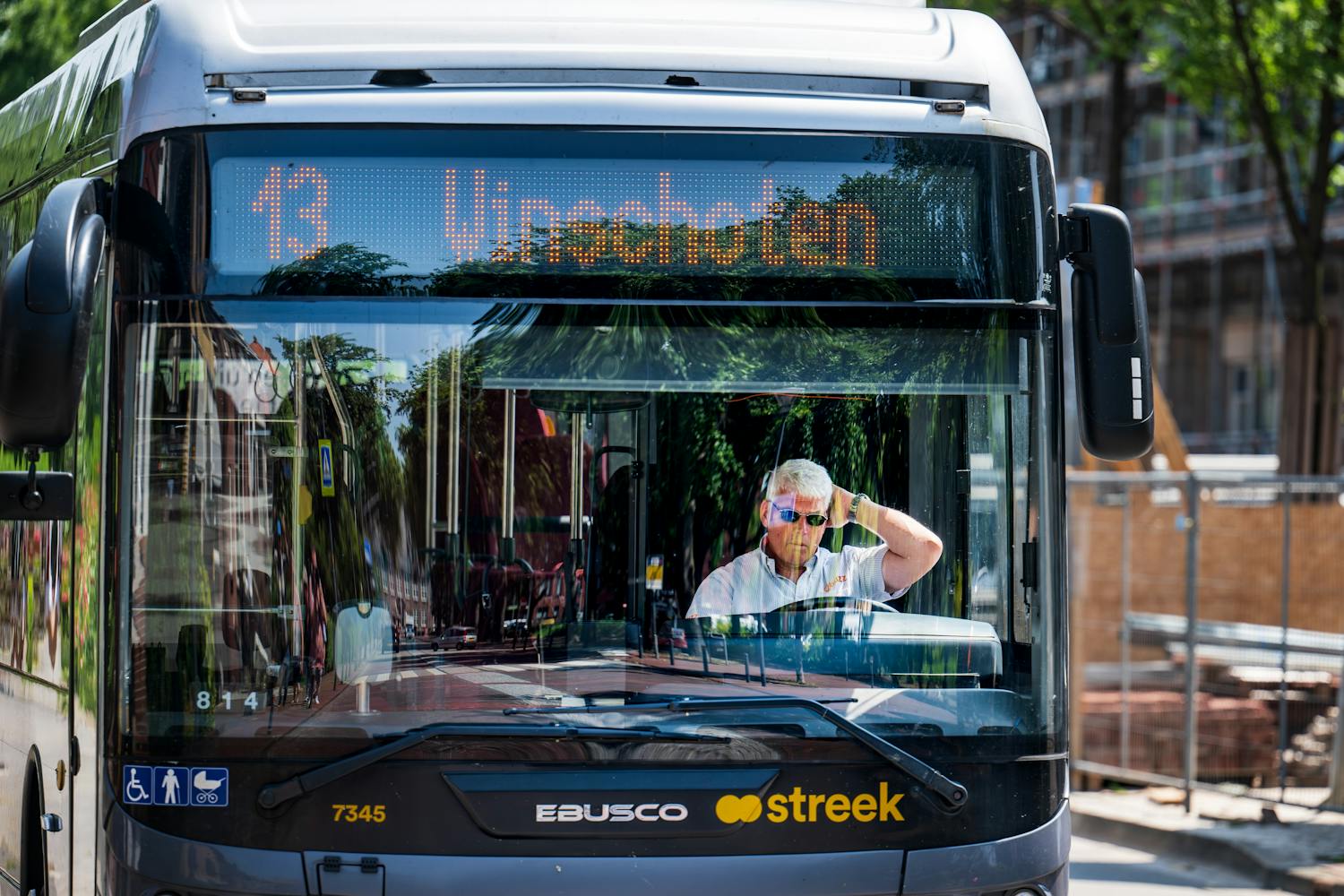 Noodlijdend Ebusco stelt jaarcijfers uit: accountants zijn ‘extreem voorzichtig’ | BNR Nieuwsradio