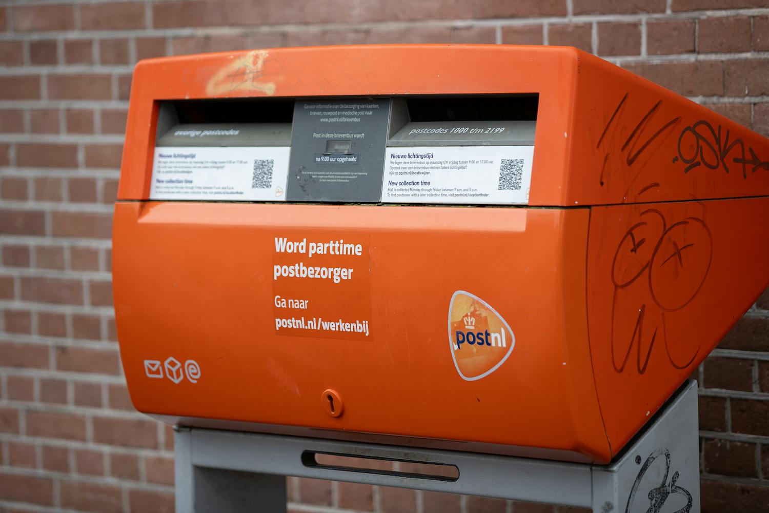 PostNL op ramkoers met ministerie over wettelijke verplichting ...