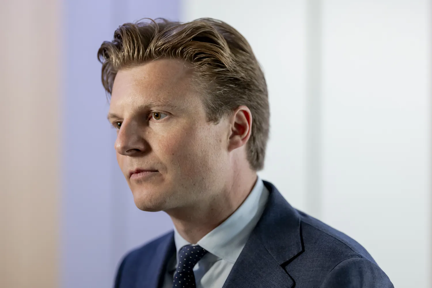 Brekelmans maant tot kalmte na drones Denemarken: ‘Paniek is onderdeel ...