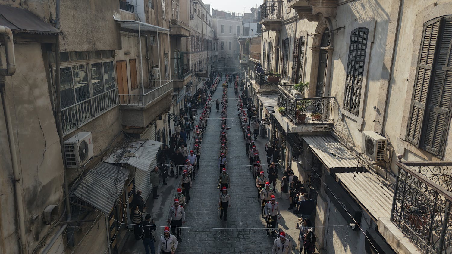 Syrië begint met verwisselen bankbiljetten uit Assad-tijdperk | BNR ...