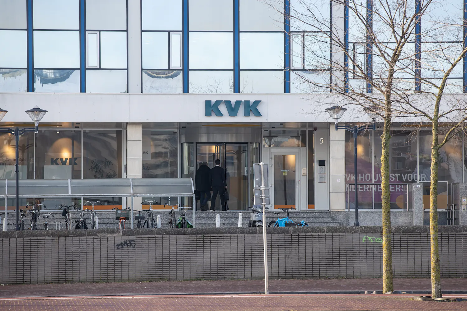 Ondernemers iets minder somber, maar kostenstijgingen blijven knellen ...