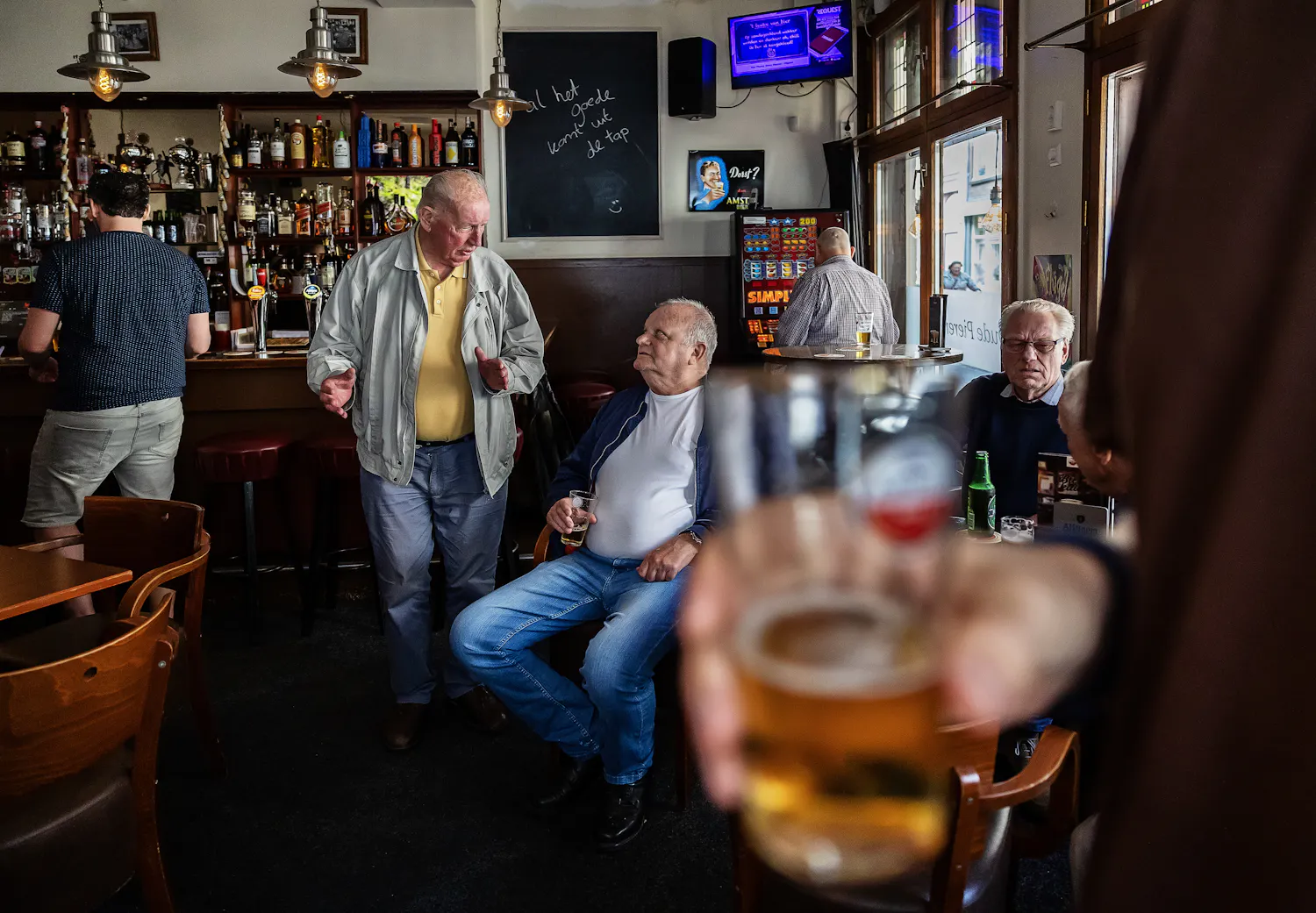 Alcohol werd afgelopen jaren steeds goedkoper, ‘accijns zou geïndexeerd ...