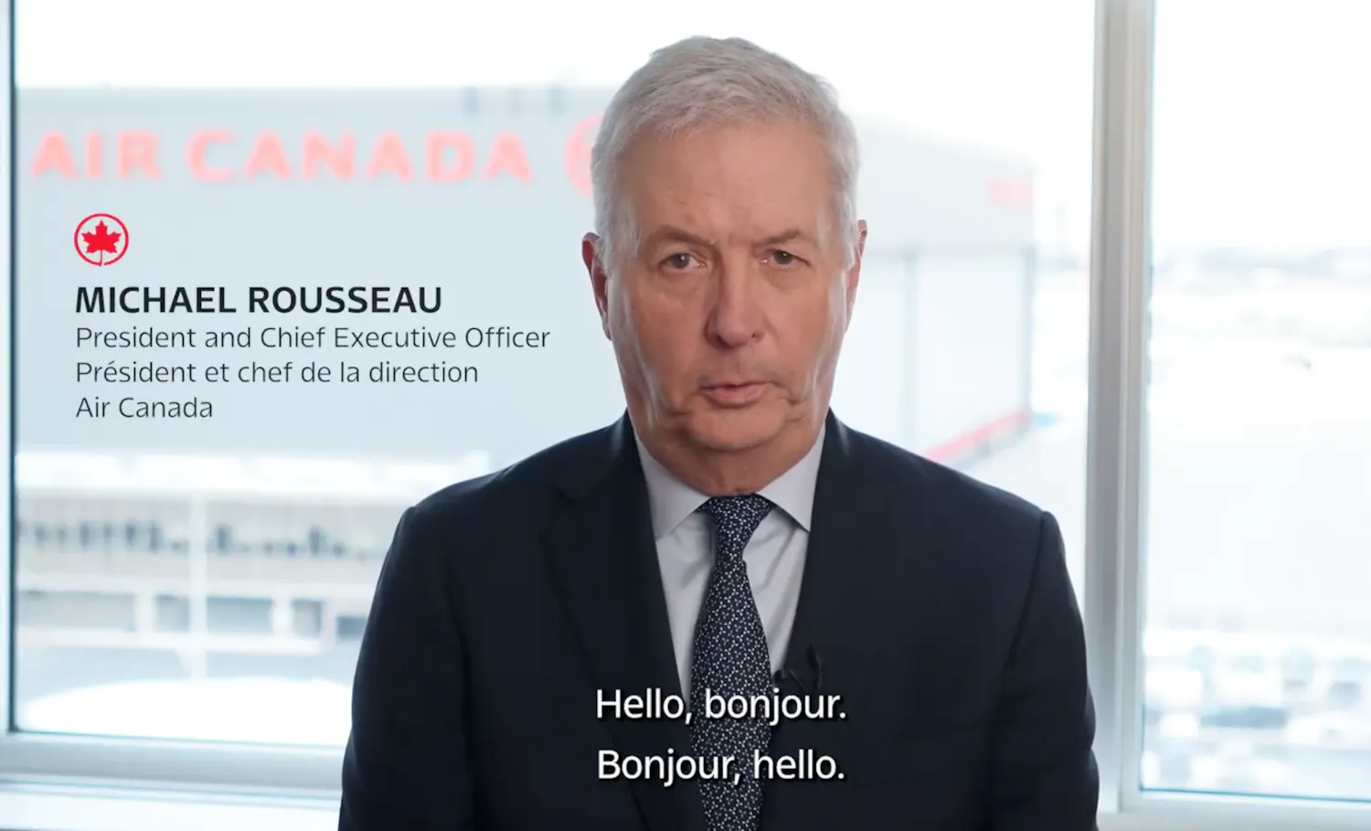 Woede over topman Air Canada die alleen ‘sorry’ in het Engels zegt na ...
