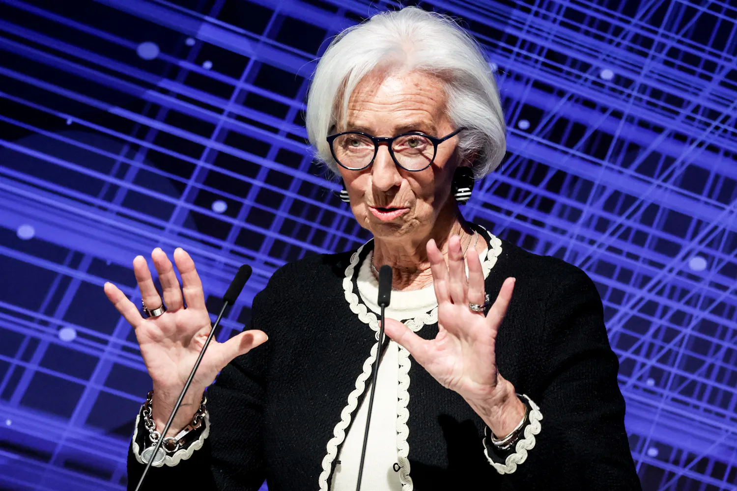 ECB houdt rente gelijk ondanks oplopende inflatie en oorlogszorgen ...