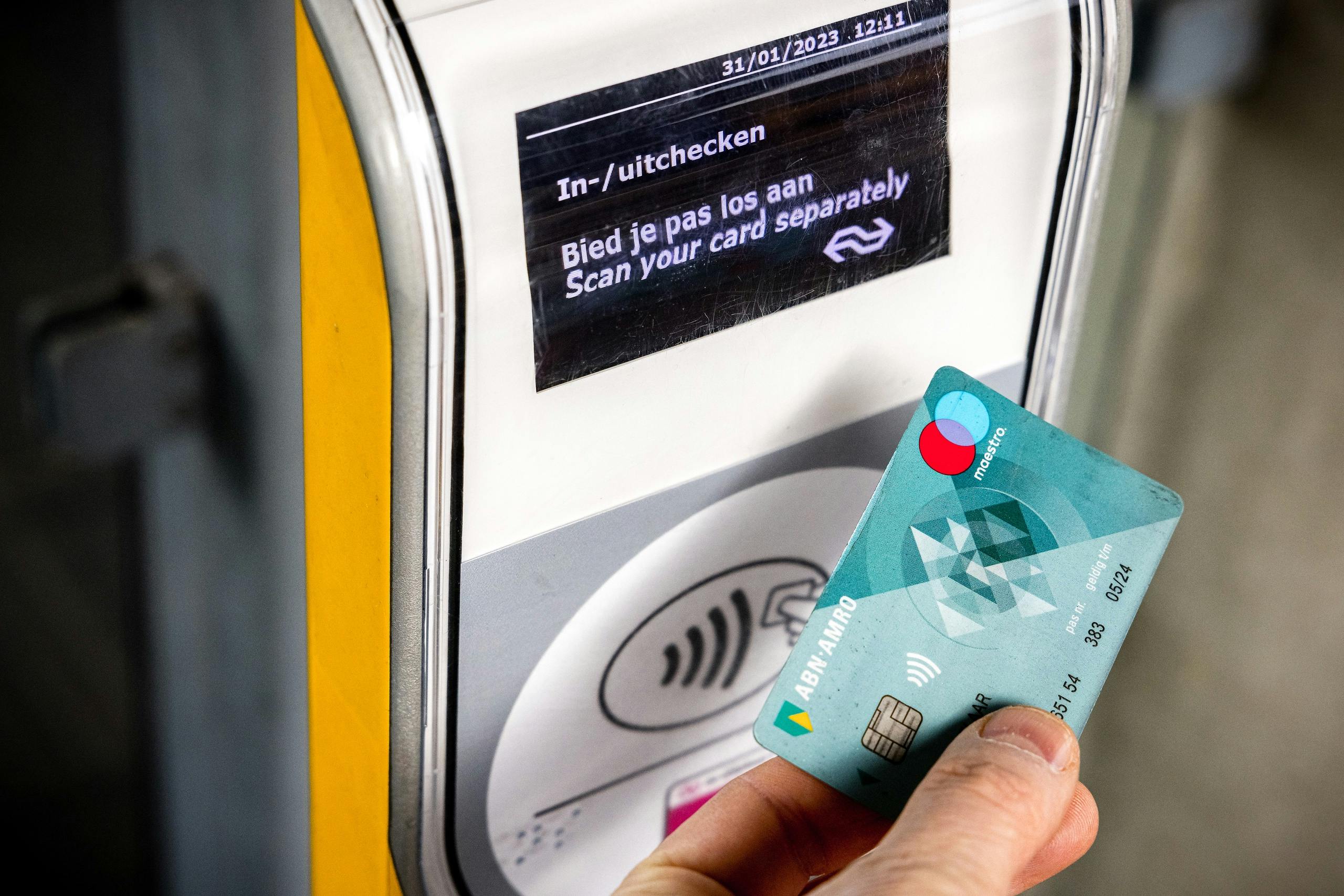 Reizen met pinpas leidt tot meer spookbetalingen in OV: 'is volgens ...