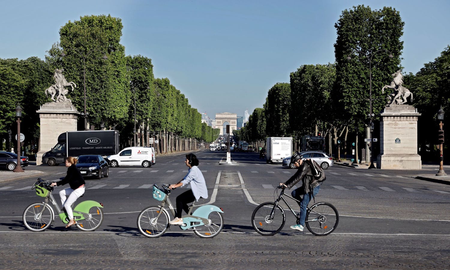 Parijs maakt ruim baan voor ov-mijdende fietser | BNR Nieuwsradio