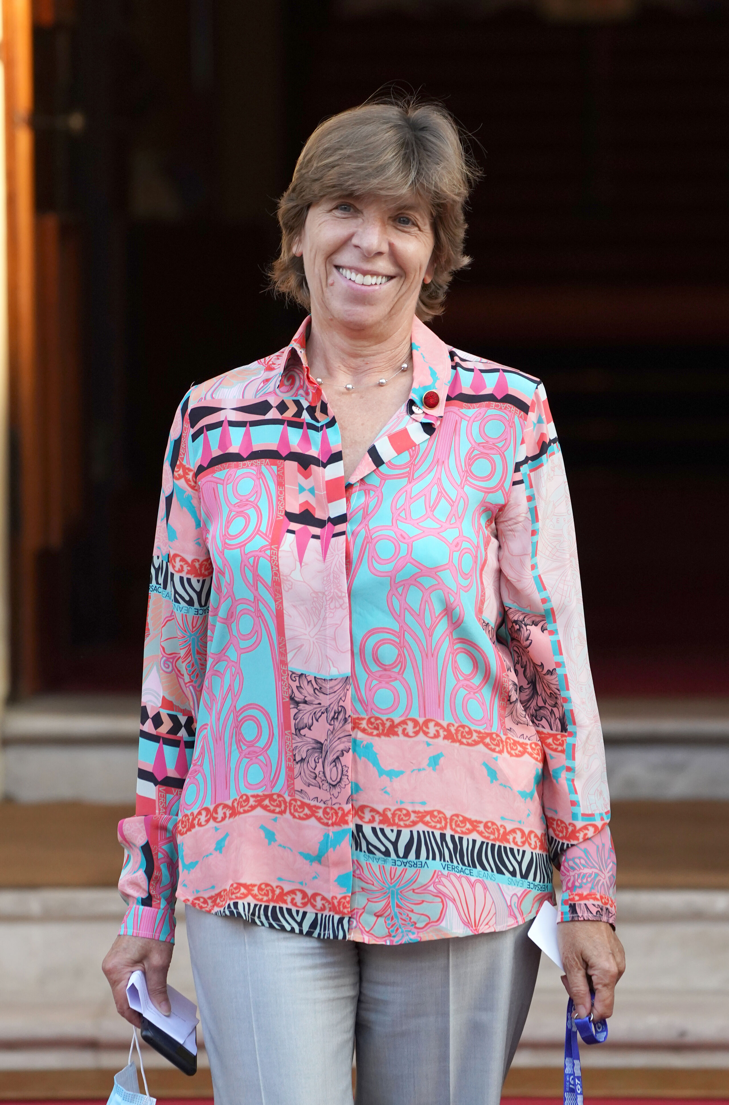 Regeringsploeg Macron compleet, Catherine Colonna wordt ...