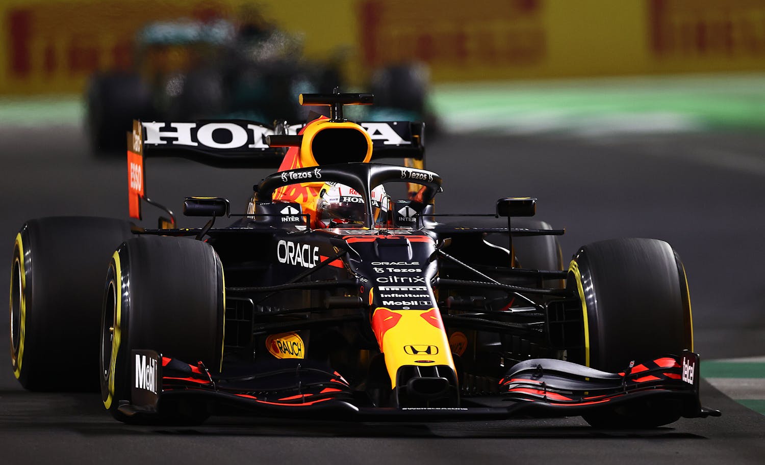 Max Verstappen wint in Abu DHabi, eerste Nederlandse wereldkampioen in Formule 1 | BNR Nieuwsradio