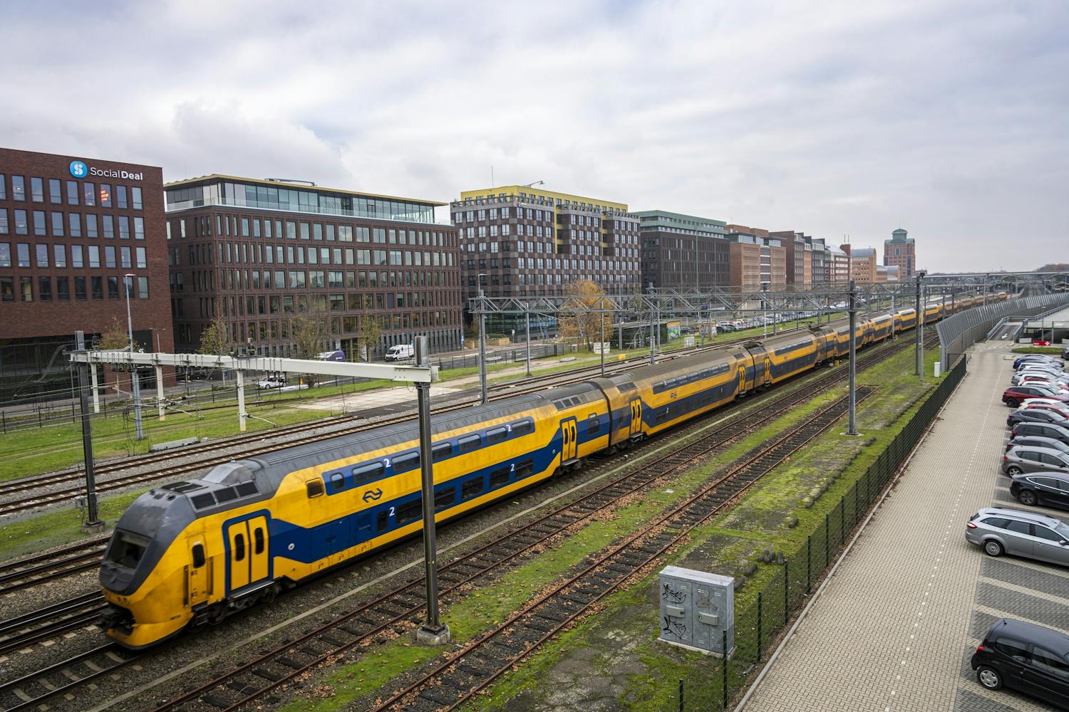 Meer zitplaatsen, minder treinen in nieuwe NS-dienstregeling | BNR ...