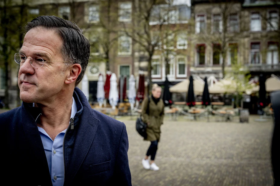 Overal bezuinigen, behalve op defensie en armoedebeleid | BNR Nieuwsradio
