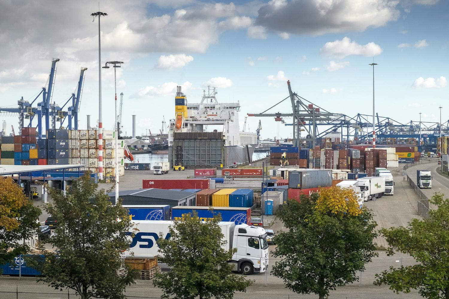 Politieke chaos Verenigd Koninkrijk brengt ook Nederlands bedrijfsleven in problemen | BNR ...