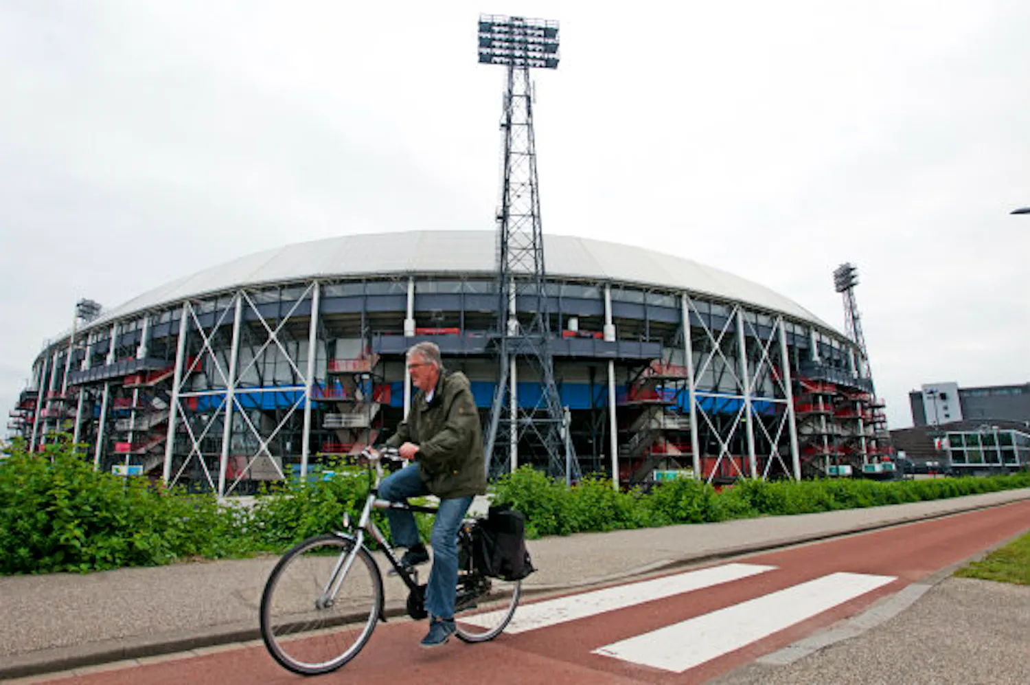 Nieuwe Kuip kan over 15 jaar al weer weg zijn | BNR Nieuwsradio