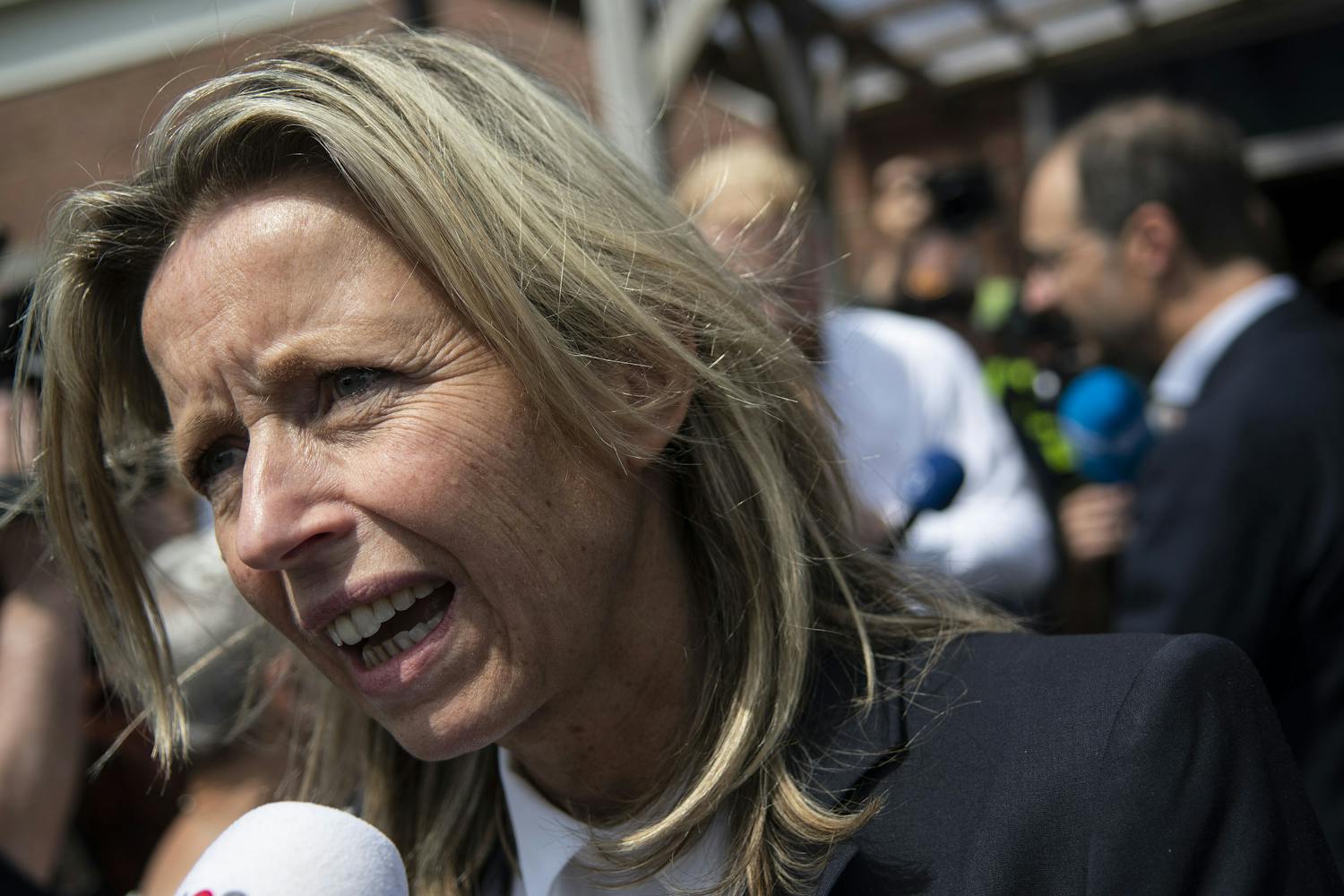 Ollongren: geen stop op buitenlandse investeerders woningmarkt | BNR Nieuwsradio