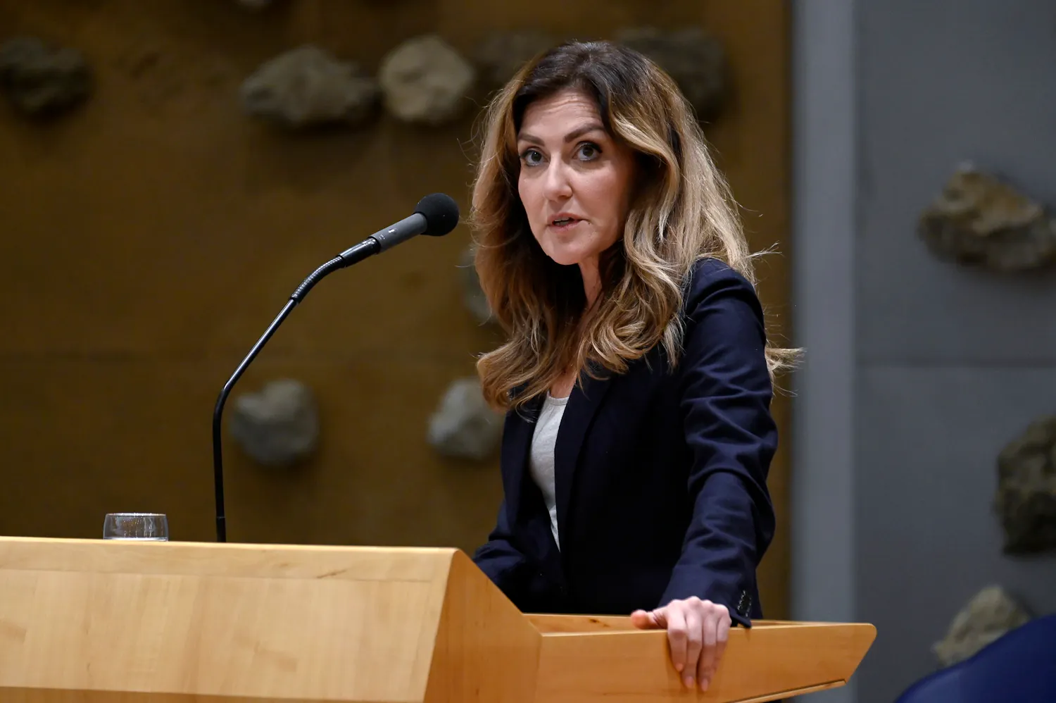 Justitieminister Yesilgöz wil van geen wijken weten | BNR Nieuwsradio