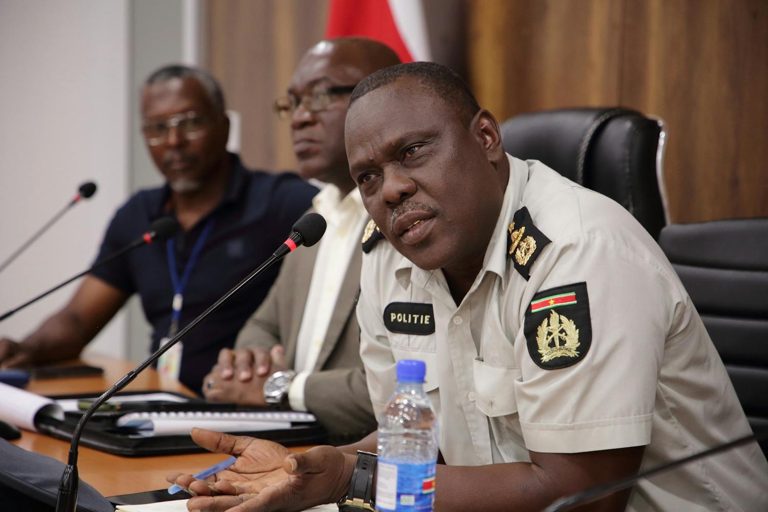 Surinaamse minister erkent dat politie niet goed was voorbereid | BNR Nieuwsradio