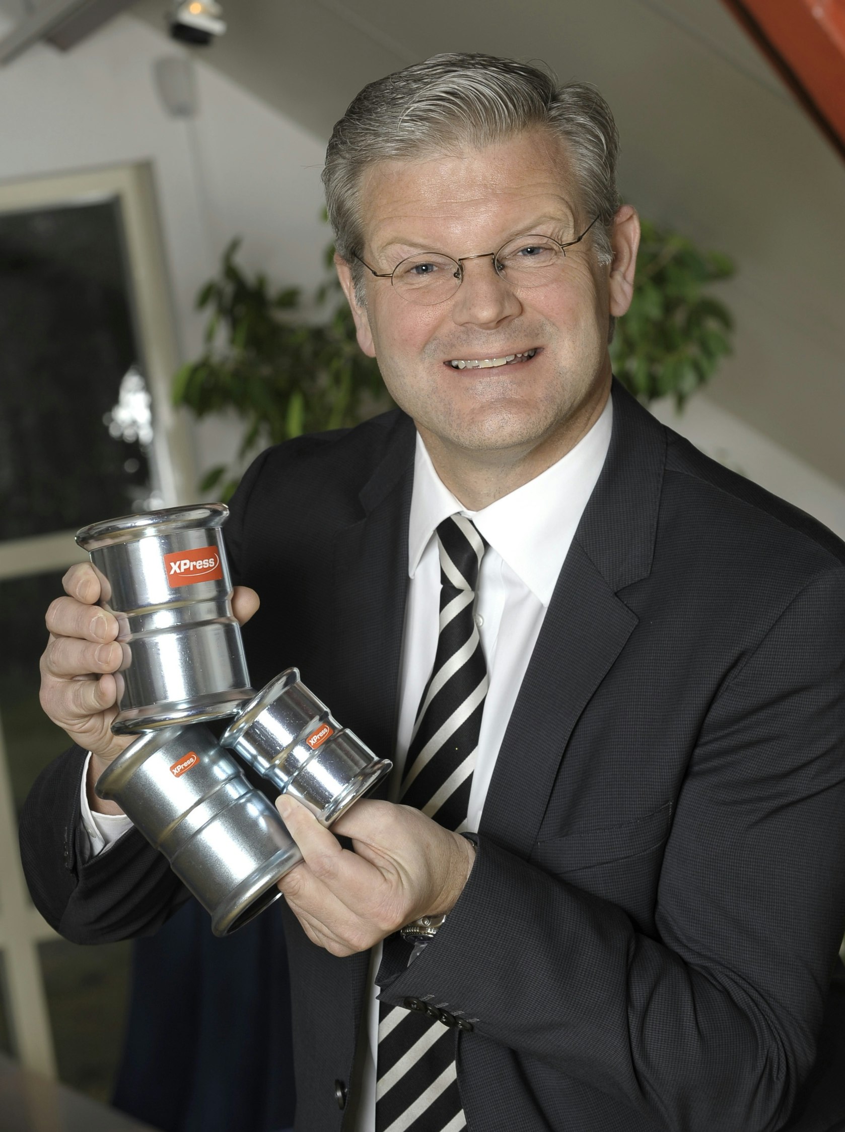 Aalberts zakt op Damrak na handelsbericht en nieuwe topman | BNR ...